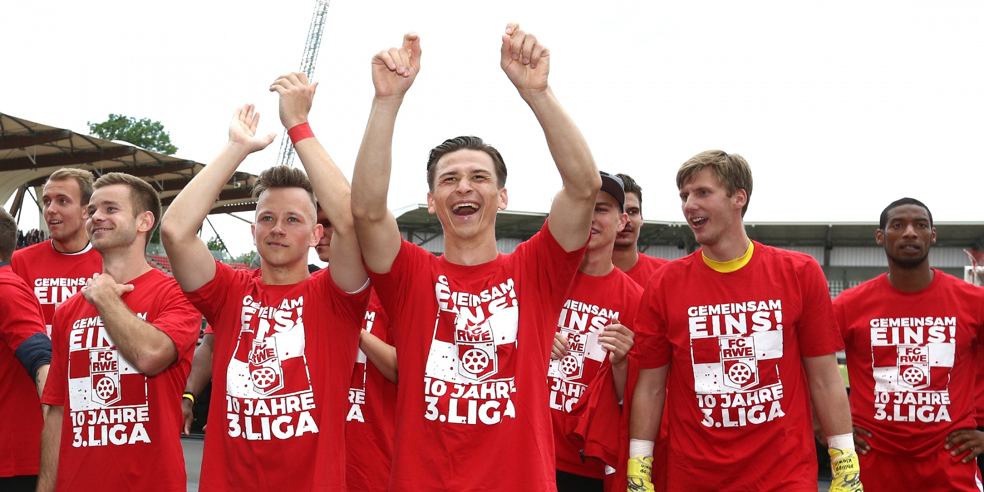 Offizielles Internetportal des FC Rot-Weiß Erfurt - Thüringens Nummer 1 ...